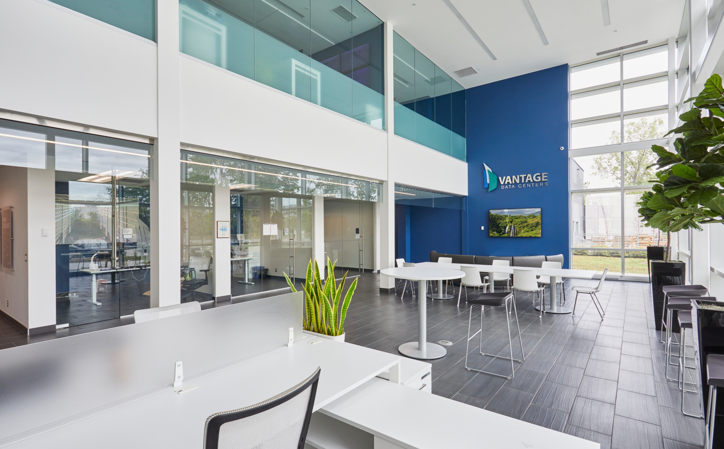 QC11 Vantage Data Center - MSDL Architecture